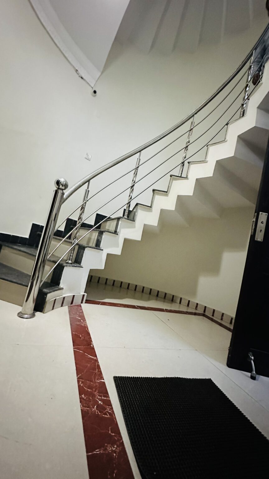 Exploring Most Popular Types of Stainless Steel Balls for Staircase ...